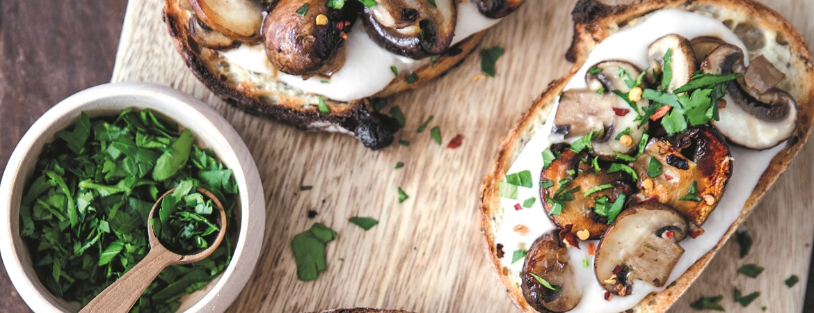 Toasts met champignons en bonencrème ⋆ Gezond aan tafel